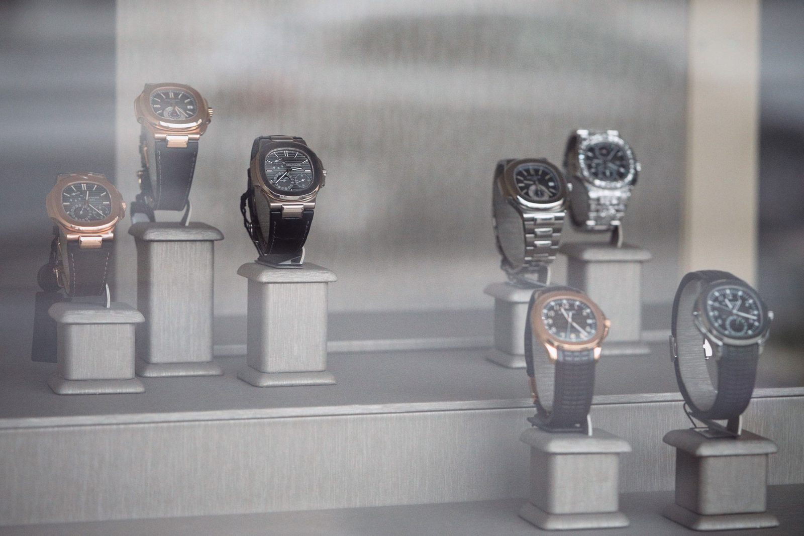 Buyer's Guide for Preowned and Vintage Watches | Swisswatches Magazine
