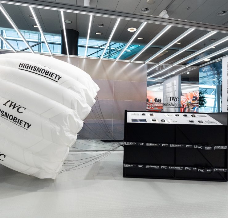 Pop-Up at Zurich Airport: IWC x Highsnobiety GATEZERO | Swisswatches ...