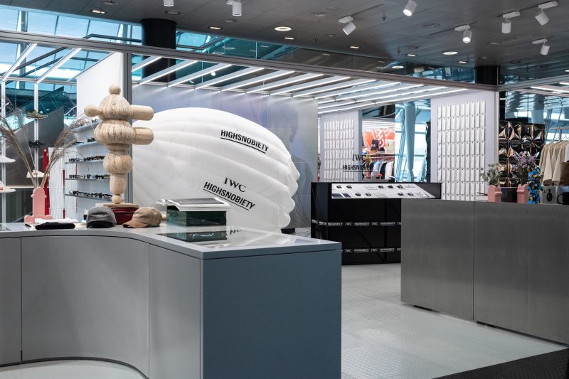 Pop-Up at Zurich Airport: IWC x Highsnobiety GATEZERO | Swisswatches ...