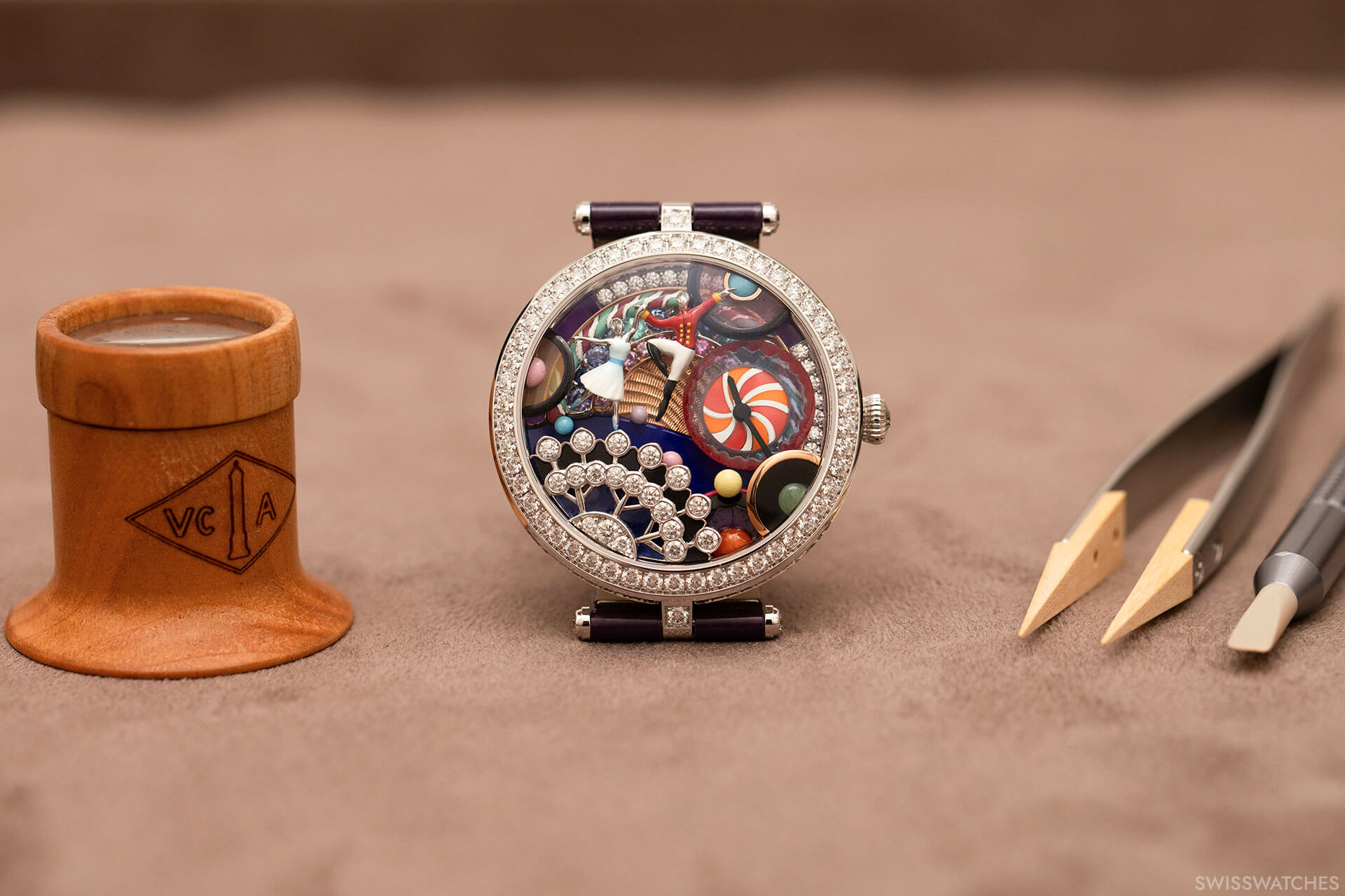 Van Cleef & Arpels: Lady Arpels Collection Proves Brand’s Artisanal ...